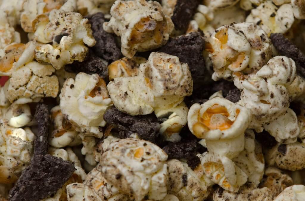 Cookies N Cream Popcorn - Yum Yum's Gourmet Popcorn